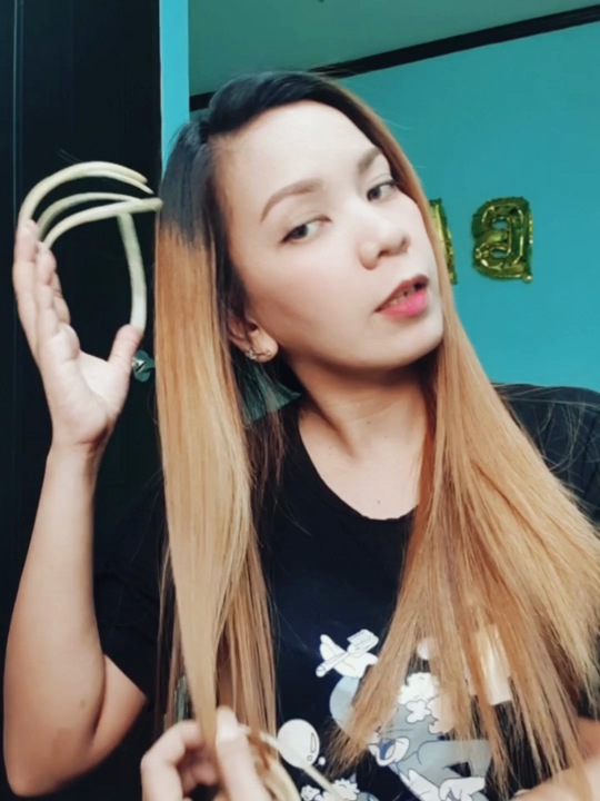 Caressing my hair 1 - Alluring Nails