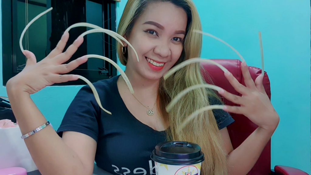 Talking about my nails - Alluring Nails